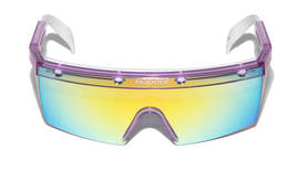 Tervetuloa ohituskaistalle. Nopeet-lasit, Vesa T-paidat.