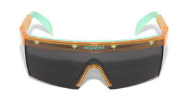 Tervetuloa ohituskaistalle. Nopeet-lasit, Vesa T-paidat.